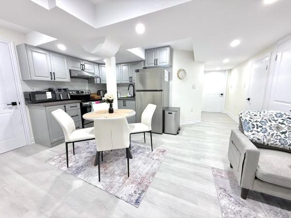 Modern 2br Suite Private Entrance Parking New - Woodstock