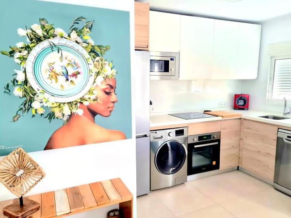 Apartamento Moderno Y Con Estilo En La Carihuela - Torremolinos