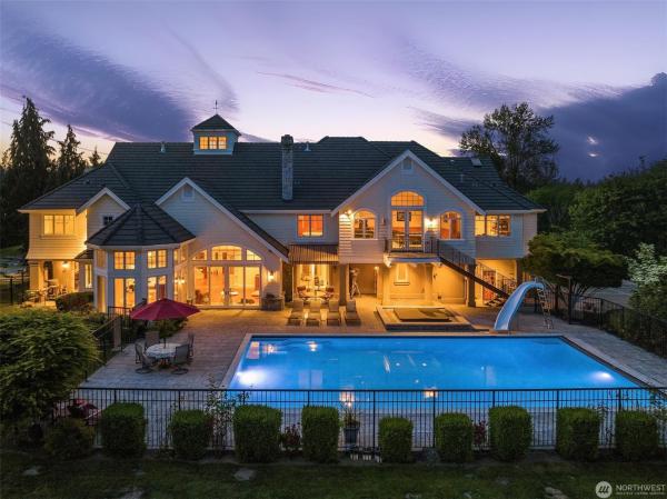 Private Luxury 6-acres Estate Pool Court Goats - Redmond, WA