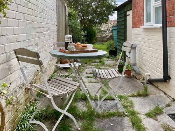 Tor Path Cottage - Glastonbury