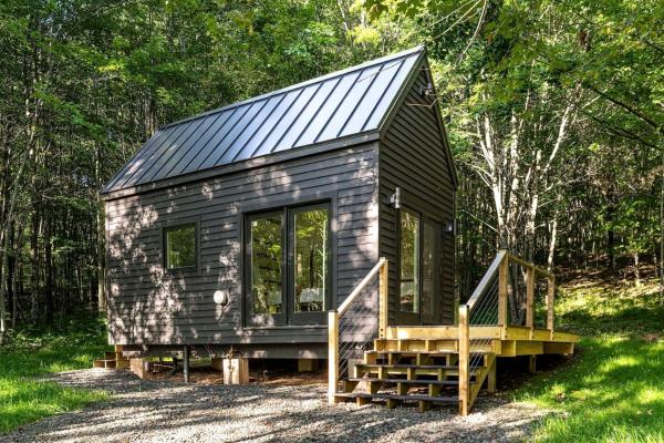 Charming Minimalist Hideaway For Rest & Reconnection In Bloomville, New York - Bovina, NY