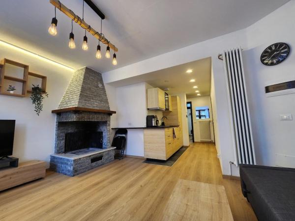 Apricolla Ski House Snow View - Teglio