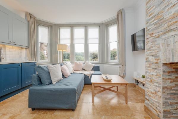 Stylish Southbourne Coastal Retreat Near Beach With Free Parking - Mudeford