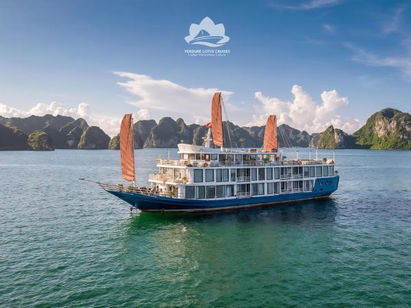Verdure Lotus Classic Cruise On Lan Ha Bay - Quảng Yên