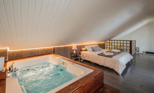 Tríplex Con Jacuzzi Privado Y Terraza A 1h De Madrid - San Martín de Valdeiglesias