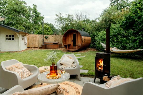 Scandinavian Wellness Met Hottub & Sauna - Rhenen