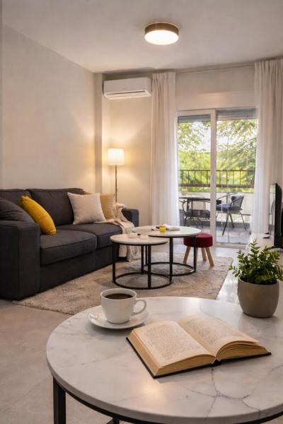 Cozy Apartment In The Heart Of Thessaloniki - Thessaloniki