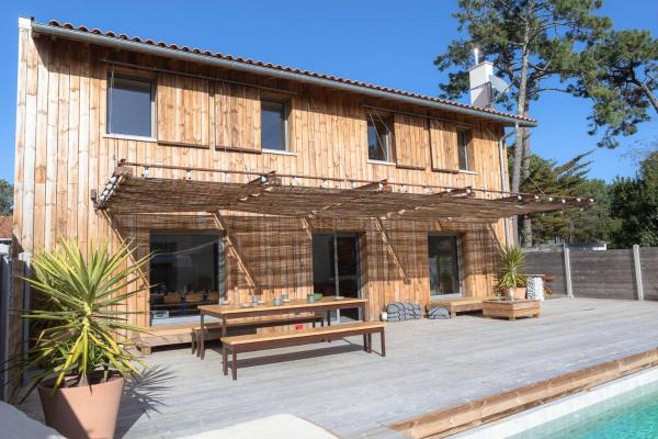 Villa Climatisée Avec Piscine Privé Proche De La Plage - Lacanau