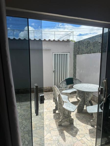 Casa Em Cabo Frio Com áRea Externa, Churrasqueira E Chuveirão - Cabo Frio