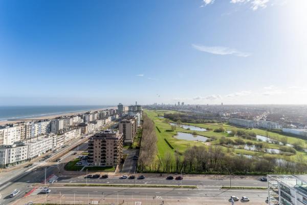 La Brisa - Luxe, Balcony And Stunning Views - Free Parking - Ostende