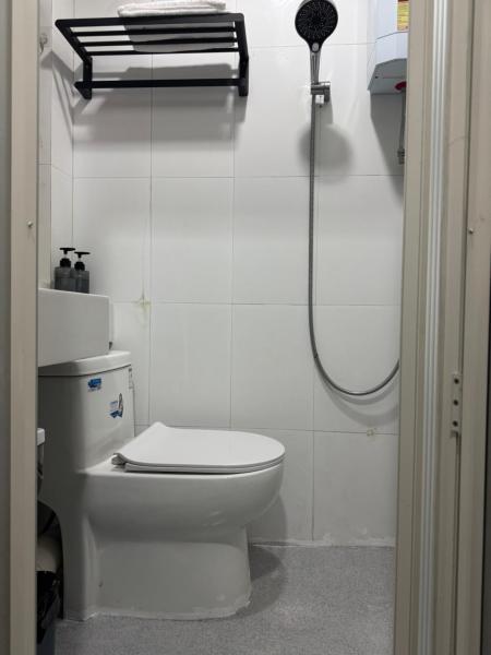 广源大厦5f-q - Sai Ying Pun