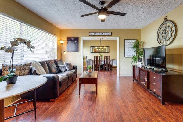 St Pete Home W/ Ample Parking! Near Dtwn & Beaches - St. Petersburg, FL