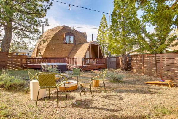 Geodesic Dome Home W/ Hot Tub & Yard In Big Bear! - Big Bear, CA
