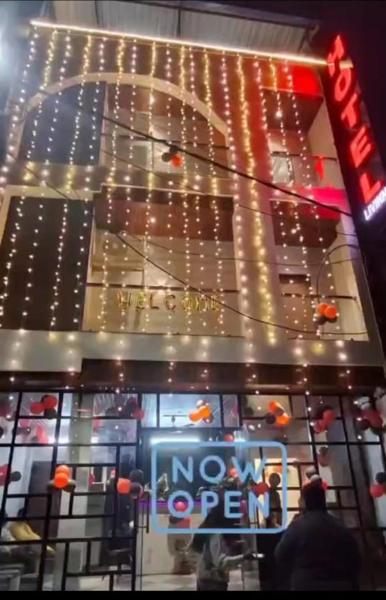 Hotel Livinn - Indore