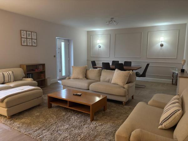 Little Harbours Hideaway - Bromsgrove