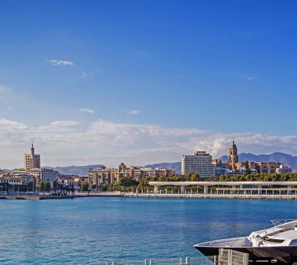 Mediterranea Beach Pedregalejo, By Alohamálaga - Málaga