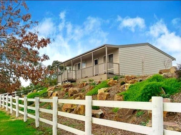 Oak Hill Cottage - Yarra Glen