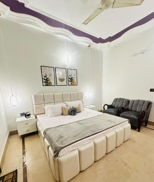 2 Br Luxurious Home-5 Mins Airport - Karachi