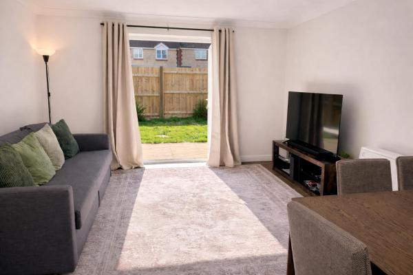 Shaftesbury 2-bed House With Parking - Shaftesbury