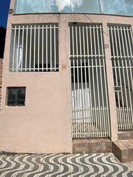 Casa Rosada 31 - Aparecida