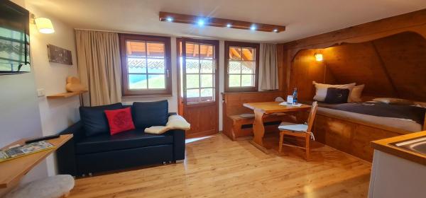 Gästehaus Holzer Kreuz -Ferienwohnung "Kornblume" - Belchen