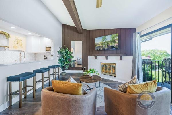Modern Lake Geneva Condo With Pool And Patio - Lake Geneva, WI