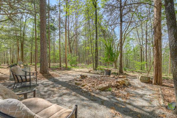 2 Mi To Cherokee Landing! Secluded Forest Escape - Heber Springs, AR