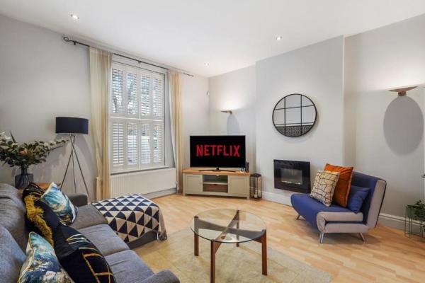 3 Bedroom Townhouse In Harrogate - Knaresborough