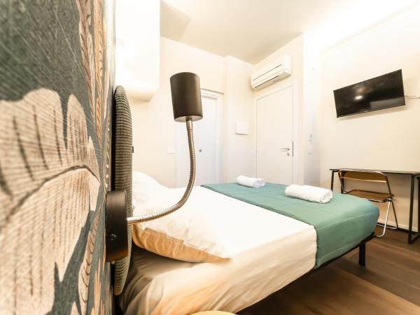 Rrrapido Suites & Rooms - Via Foppa - Rho