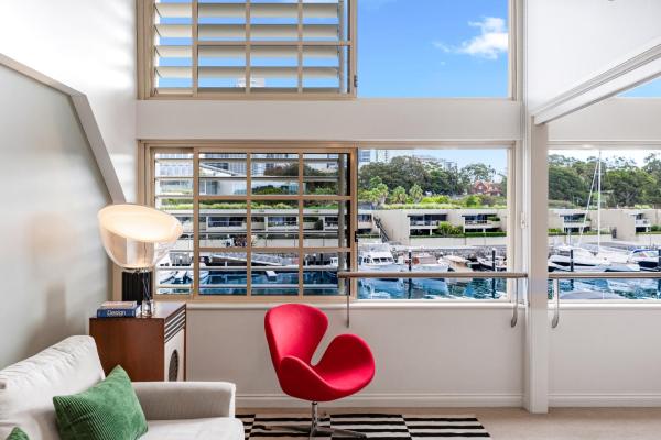 Artistic Waterfront Stay With Skyline View - Walk To Opera House & Cbd - Surry Hills