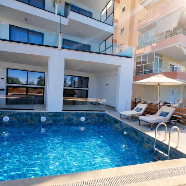 Riviera Poolside Duplex - Kassiopi