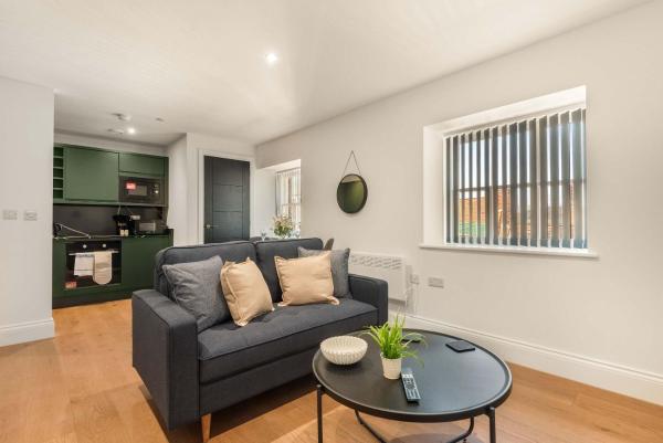 Contemporary Spacious Studio In Central Sheffield - Sheffield
