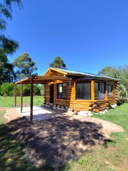 Cabaña A Estrenar En El Bosque, Con Pileta Privada - San José, Argentina
