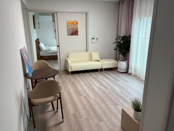 깨비하우스 - Jeju-si