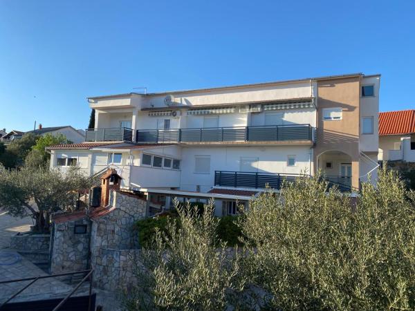 Apartments Antea & Magdalena - Tisno