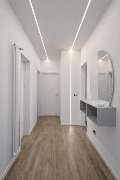 Central Chic Apartment - Imola