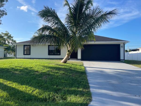 Modern Comfort In Port St Lucie - ポートセントルーシー, FL