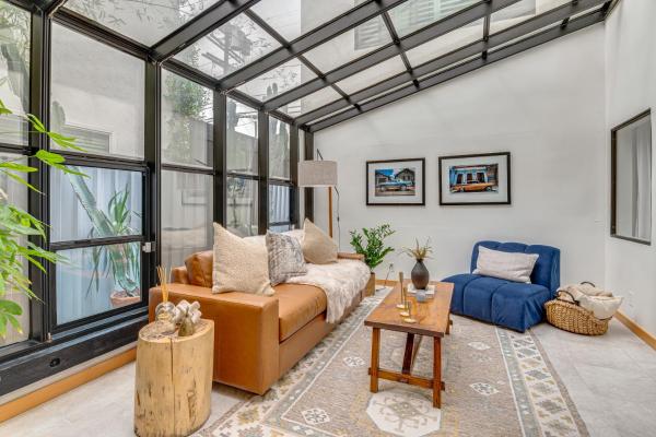 Walk To Venice Beach & More! Serene Apt W/ Patio - Los Angeles