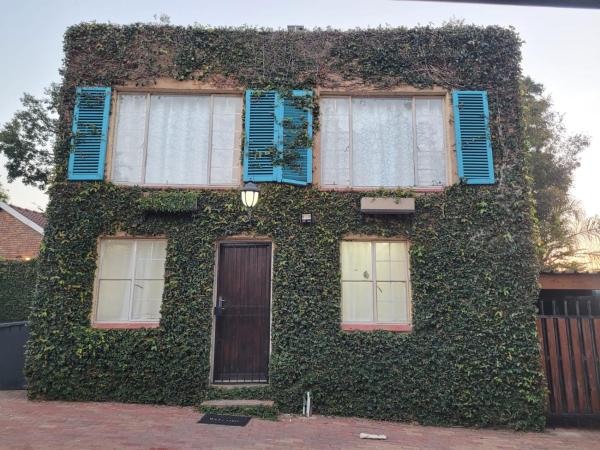 Dream Big Bougainvillea 2 Bedroom Cottage - Pretoria