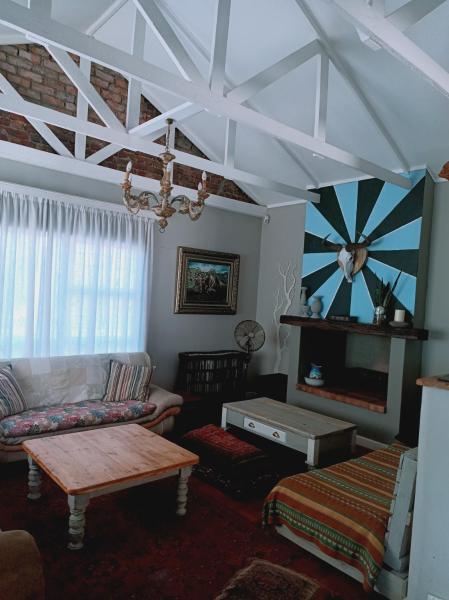 Anna's House Of Arts - Somerset West