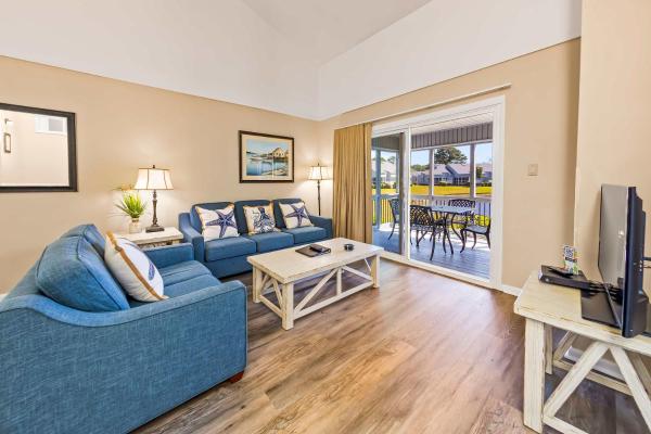 New Bern Lakeside Getaway-modern 2br Apartment With Resort Amenities - New Bern, NC