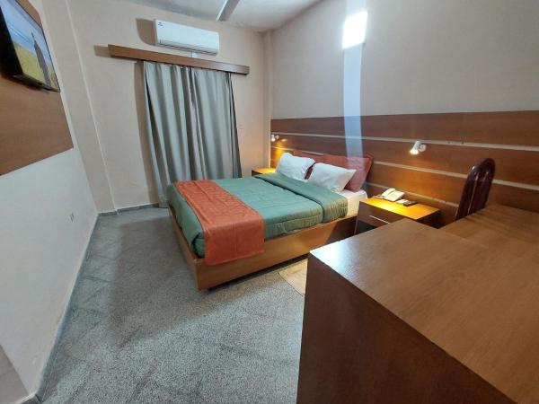 Hotel Sancer - Paraguay