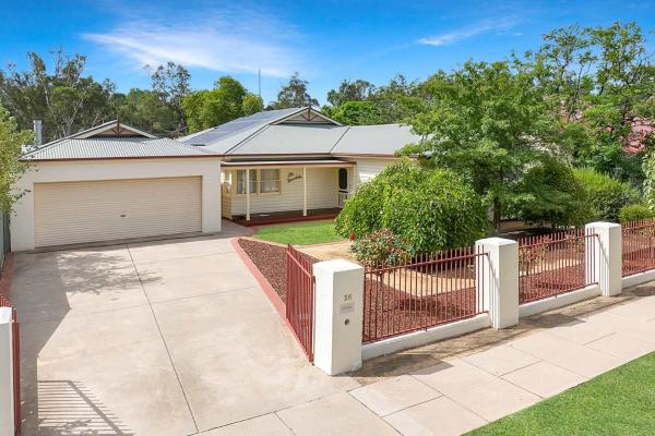 26 Dickson St - Echuca Holiday Homes - Echuca