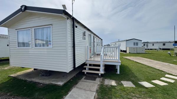 Big Boss Caravan-camber Sands,sleep 8, Free Wi-fi, Netflix, Parking - Tenterden