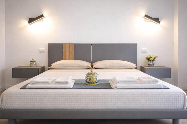 A Due Passi Dalla Scalinata Rooms - Caltagirone