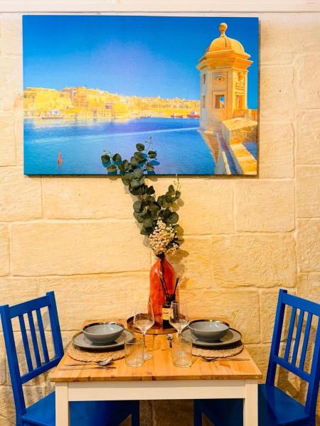 Charming Stone Retreat Walk In Valletta - Malta