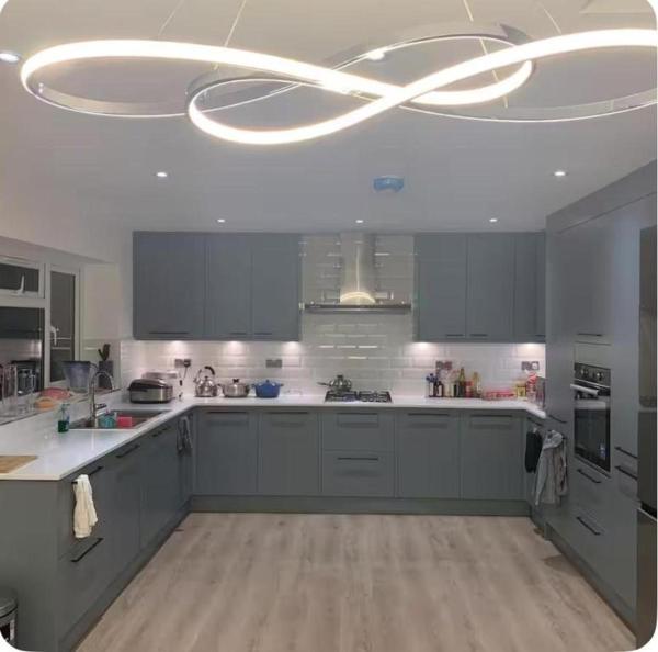 Bushy Hill Drive Gu1 2ug - 고덜밍