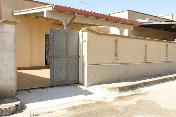 Villetta Rossella Fronte Mare Con Veranda E Posto Auto - Punta Prosciutto