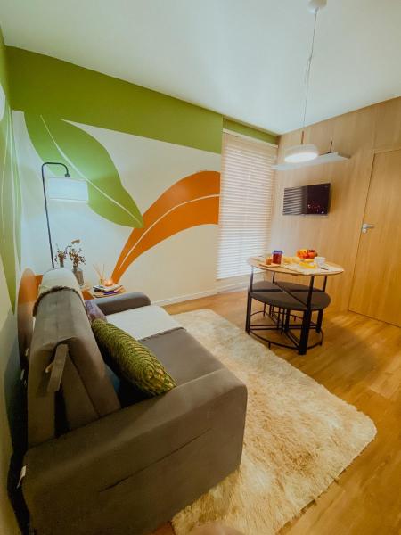 Apt Novo 2q Wi-fi Rápido Ar-garagem 3 Pessoas Aroma Residence - Florianópolis