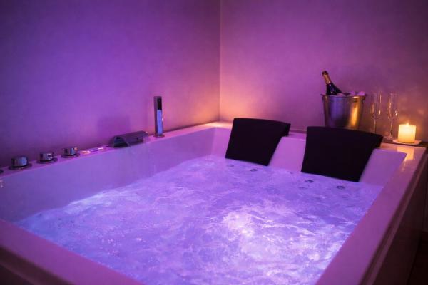 Luxury Suites Glory Tower - Torre del Greco